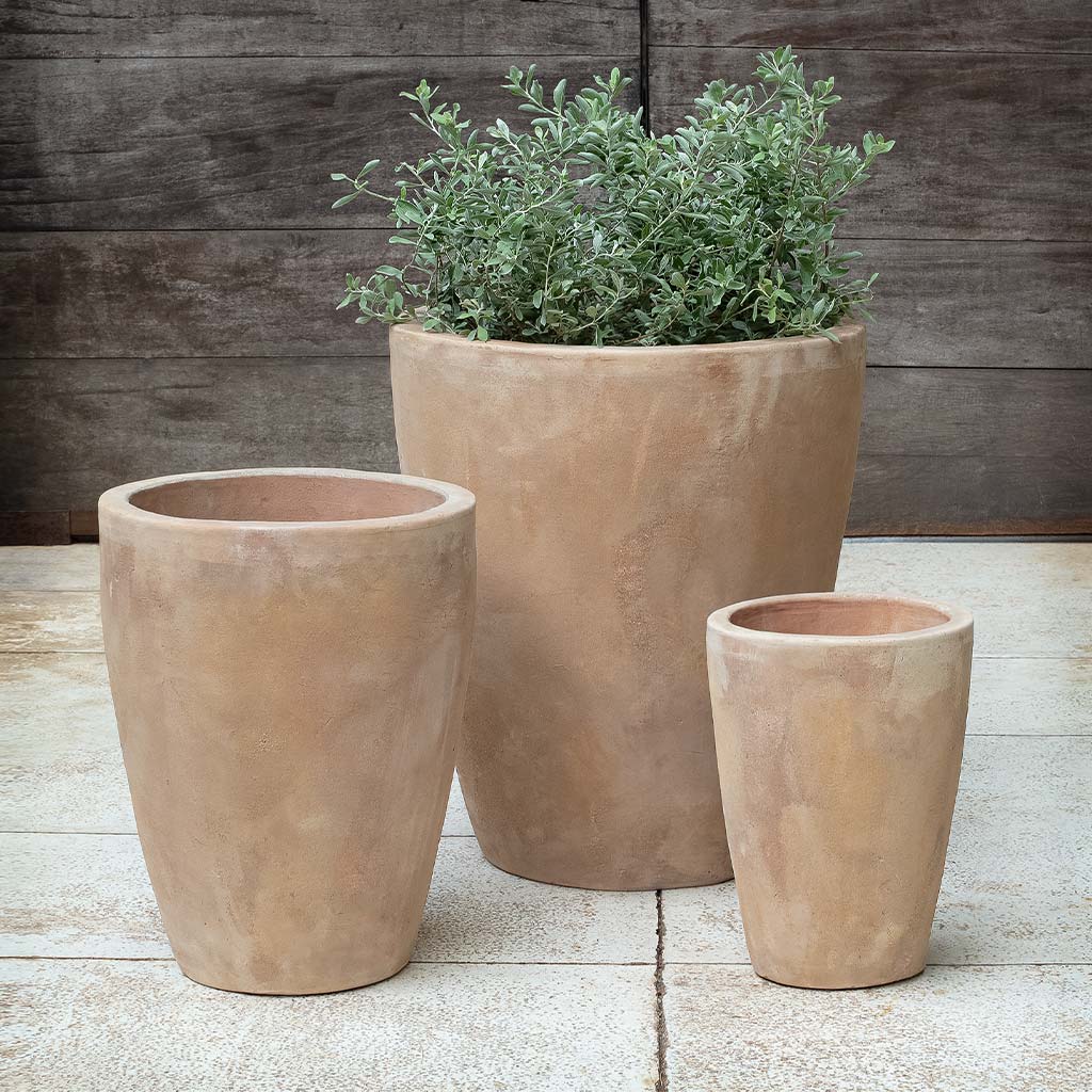 Campania International Colburn Planter in Antico Terra Cotta – Garden ...